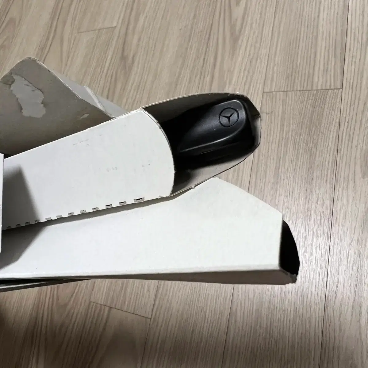 MERCEDES-BENZ Car Part 벤츠,와이퍼,윈도우브러쉬,벤츠와이퍼 on Bunjang Global Site.