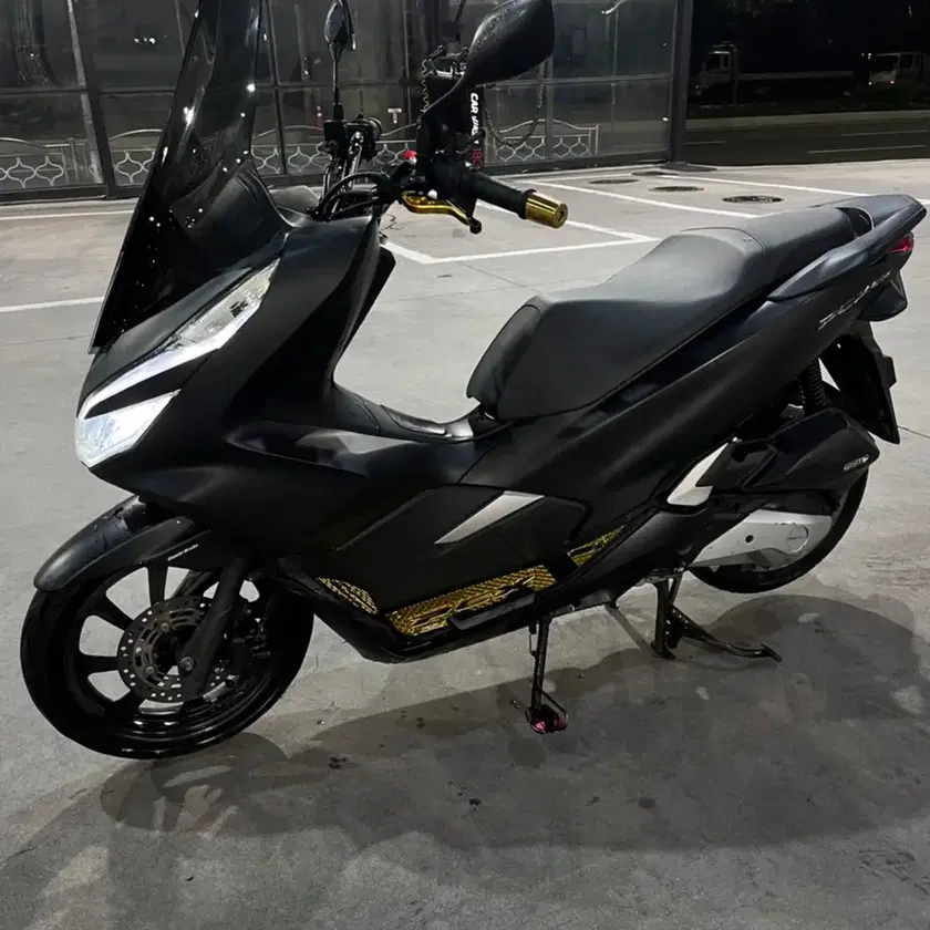 19-year-old PCX 19@@@km Fuel efficiency 40 #pcx125,#부산pcx125,#nmax125,#부산오토바이,#보이져125 on Bunjang ...