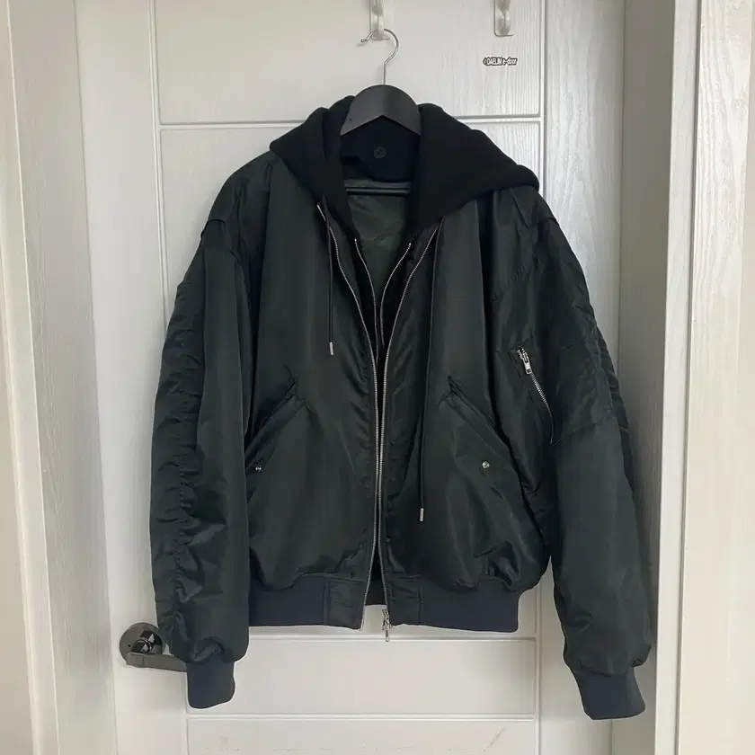 Jacket TNGT,MA-1,마원,후드마원,후드MA-1 on Bunjang Global Site.