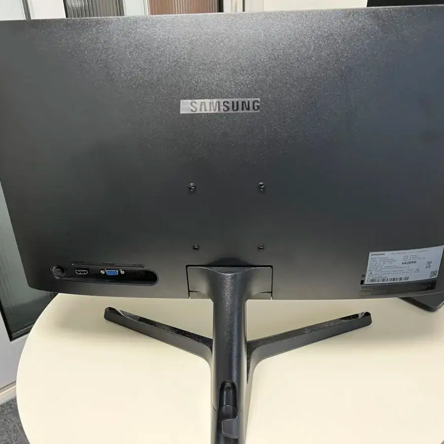 SAMSUNG Monitor 삼성모니터,24인치모니터,24인치,모니터,컴퓨터모니터 on Bunjang Global Site.