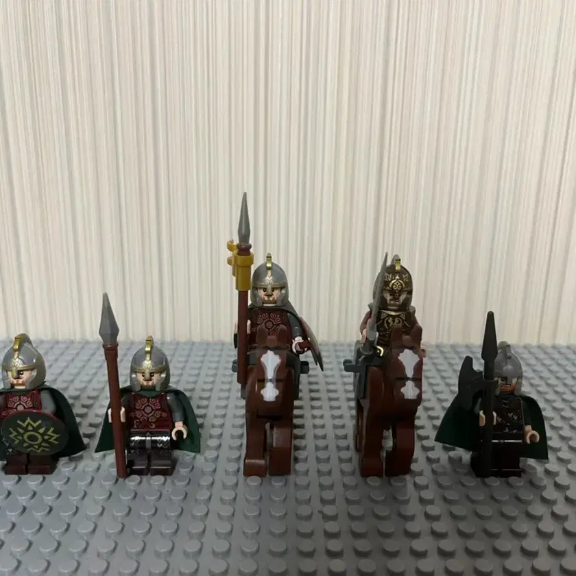 LEGO | 레고 LEGO Lord of the Rings: Sauron, Eomer, and Rohan Soldiers ...
