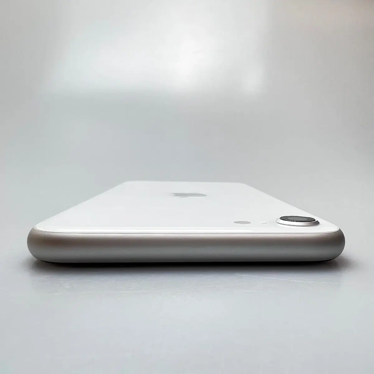 APPLE Smartphone 울산중고폰,부산중고폰,아이폰SE2화이트,아이폰SE264,울산아이폰SE2 on Bunjang ...