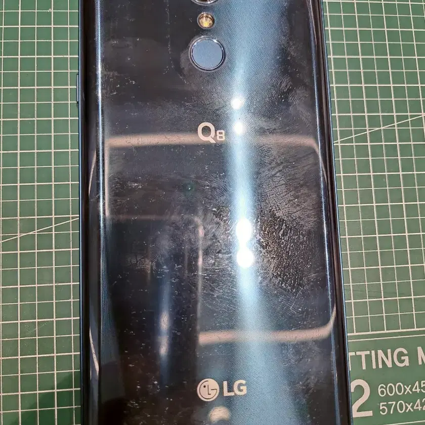 LG General Phone (Feature Phone) Q8,Q815 on Bunjang Global Site.