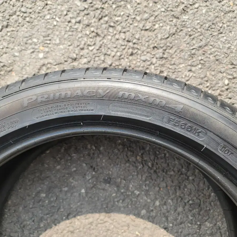 Get 245 45 20 미쉐린 프라이머시 mxm4 중고타이어 1개 판매합니다 on Bunjang - Boost Your K-goods Collection