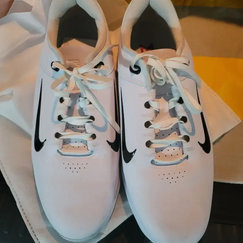 Nike Air Zoom TW20 290mm Golf Shoes #나이키,#에어줌,#TW20,#나이키골프화 on Bunjang ...