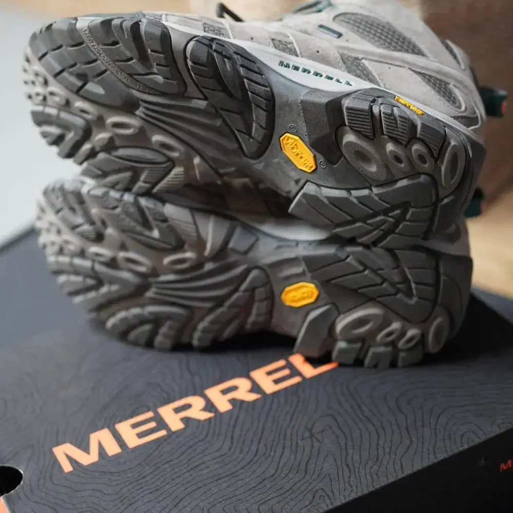MERRELL Walker/Boots on Bunjang Global Site.