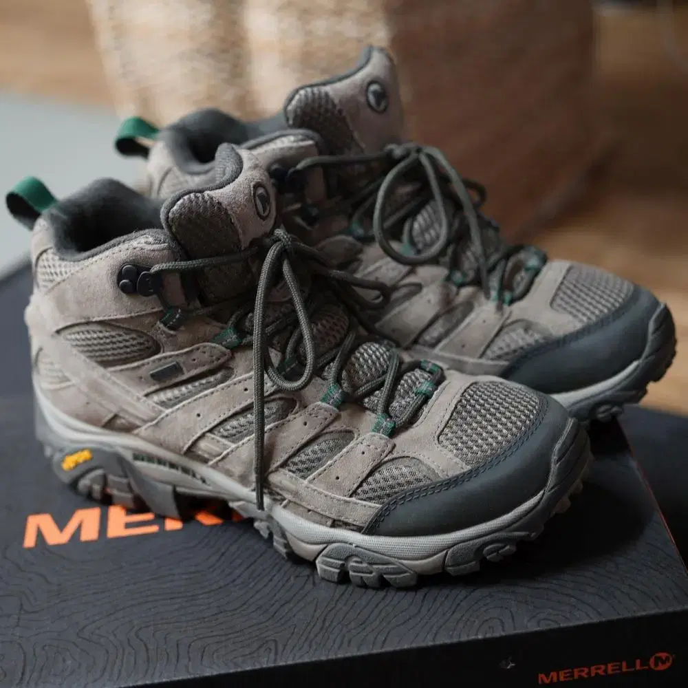 MERRELL Walker/Boots on Bunjang Global Site.
