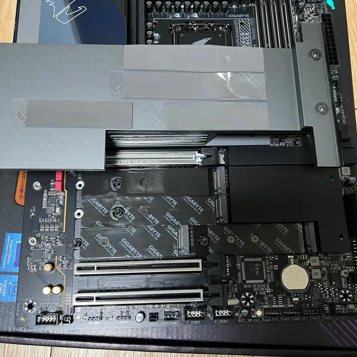 CPU/Motherboard z790,기가바이트,어로스마스터,어로스,마스터 on Bunjang Global Site.
