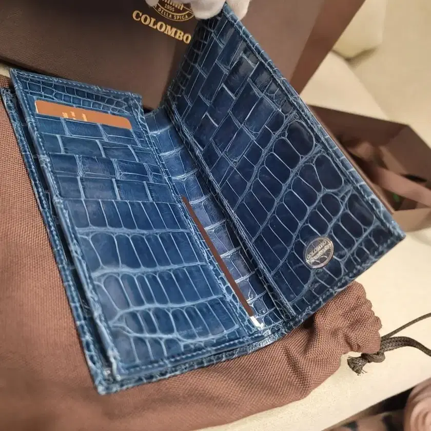 COLOMBO | 콜롬보 Colombo Crocodile Leather Wallet Bloo #콜롬보,#장지갑,#악어가죽,#악어 ...