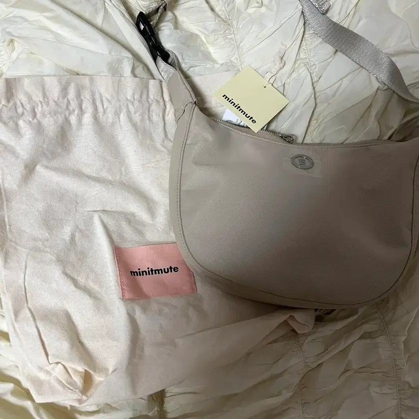 MINITMUTE | 미닛뮤트 (NEW)Minute Mut Claw Waist_Mocha Beige #미닛뮤트,#미닛뮤트클로 ...