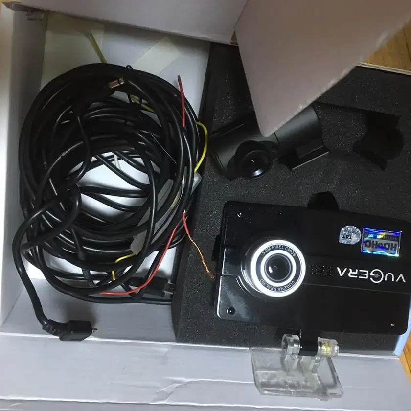 Vugera 2-channel dash cam #뷰게라,#블랙박스 on Bunjang Global Site.