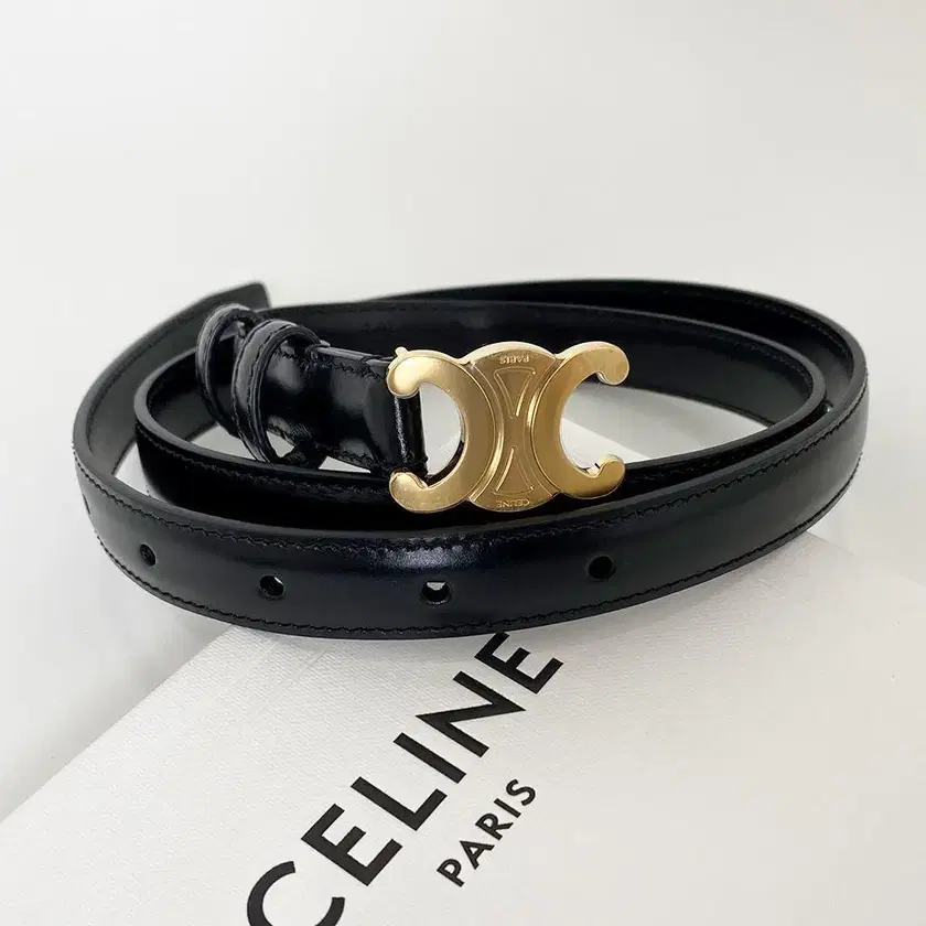 CELINE | 셀린느 Seline Small Trionf Belt 1.8cm - Calfskin #셀린느,#트리옴페,#트리옹프,#가죽벨트 on Bunjang Global ...