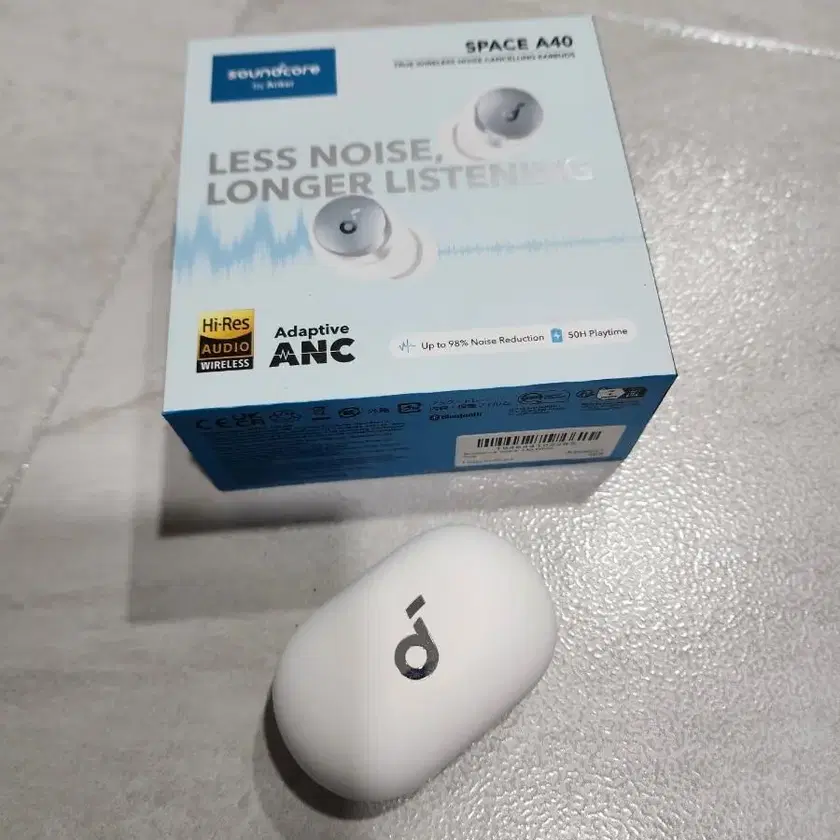 Earphones 앤커,무선이어폰,블루투스이어폰,a40,앤커a40 on Bunjang with safe global shipping.