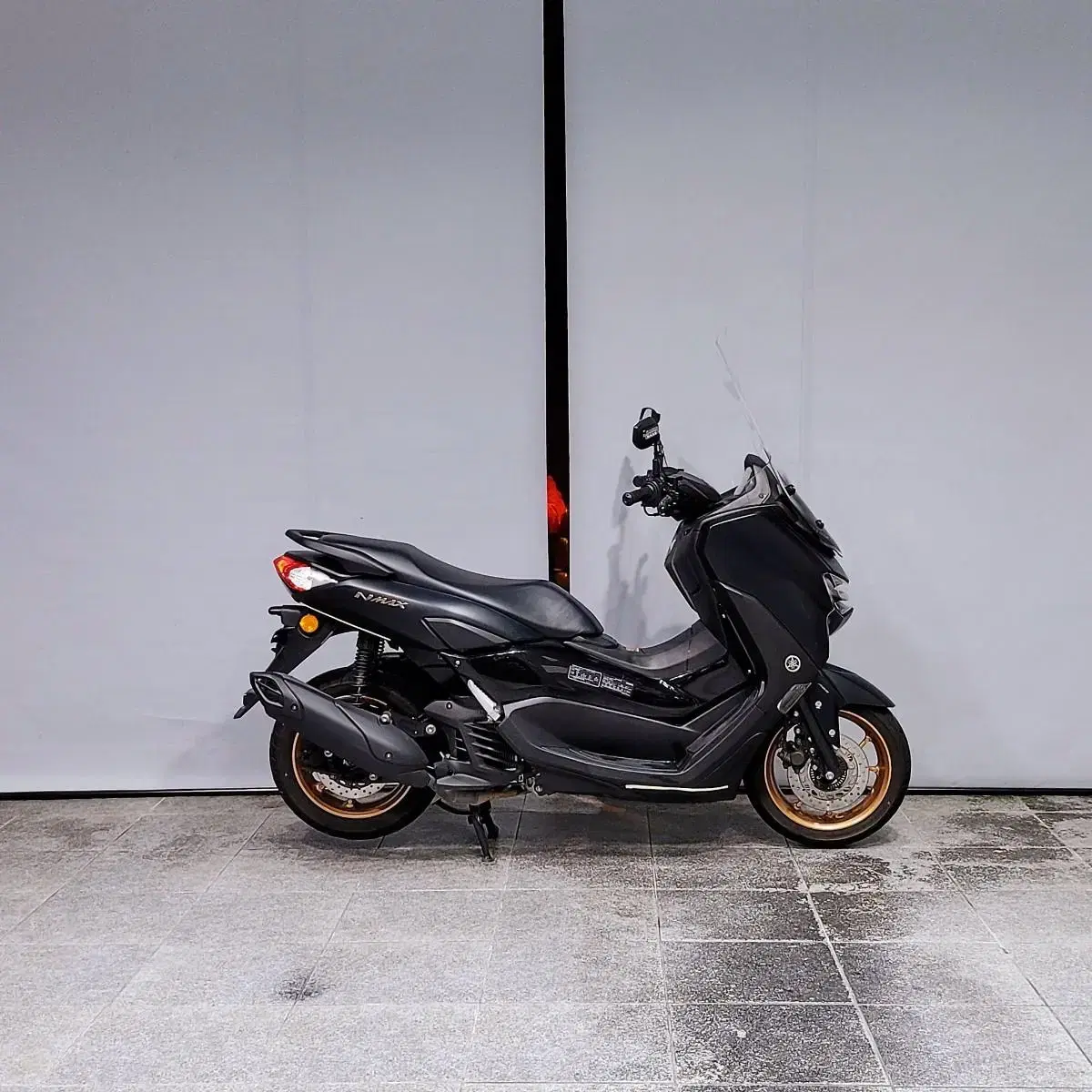 Get 야마하 nmax125 2022년식 신형 신차급 +보증수리 on Bunjang - Boost Your K-goods Collection