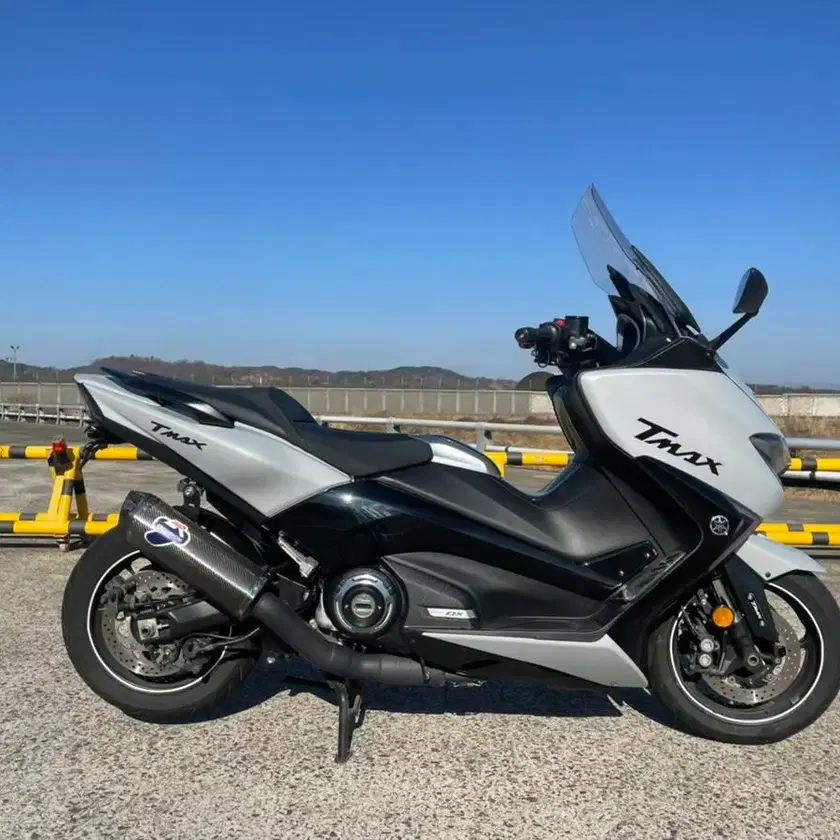 TMAX Motorcycle (Over 125cc) 티맥스dx,xmax300,티맥스560,테크맥스,포르자350 on Bunjang with safe global shipping.