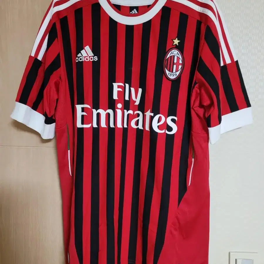 Soccer Clothing/Miscellaneous Goods 인자기,밀란,유니폼,ac밀란 on Bunjang Global Site.