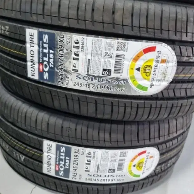 245 45 19 / 275 40 19 Keum Tire TA51 New New Tire #2454519,#2754019 on Bunjang Global Site.