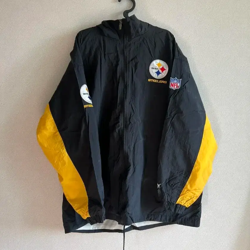 PUMA | 푸마 Puma NFL Steelers Windbreaker #nfl져지,#푸마바람막이 on Bunjang ...