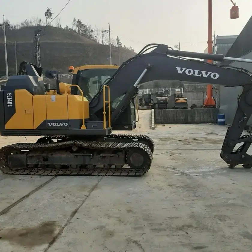 [Price Reduced, Quick Sale]Excavator Volvo EC140E 2015 57 million #굴삭기 ...