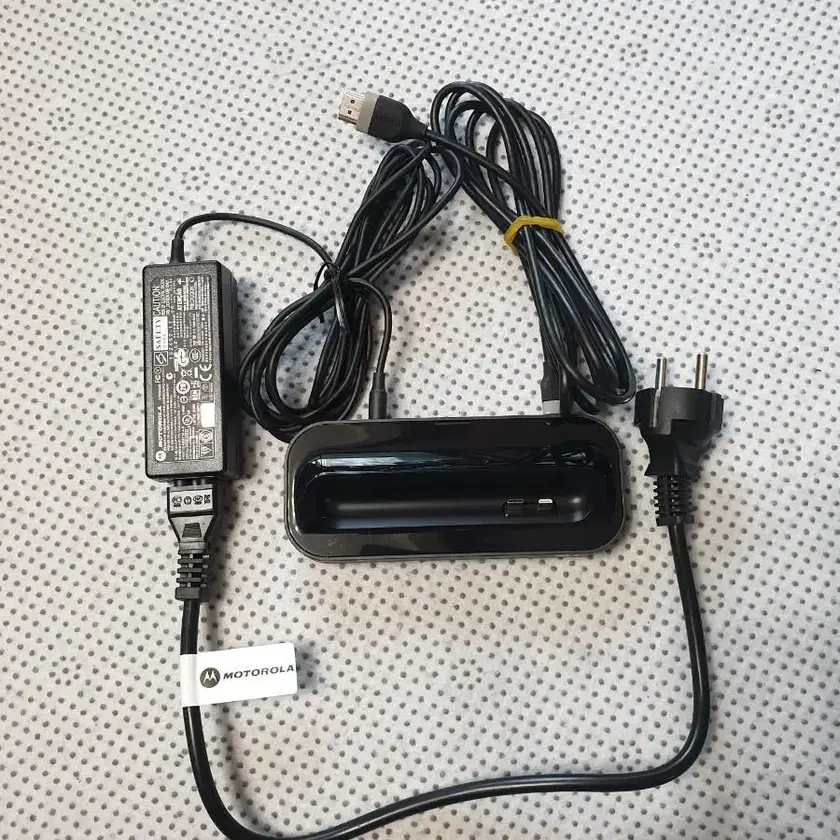 MOTOROLA Cables/Chargers/Peripheral Devices on Bunjang Global Site.