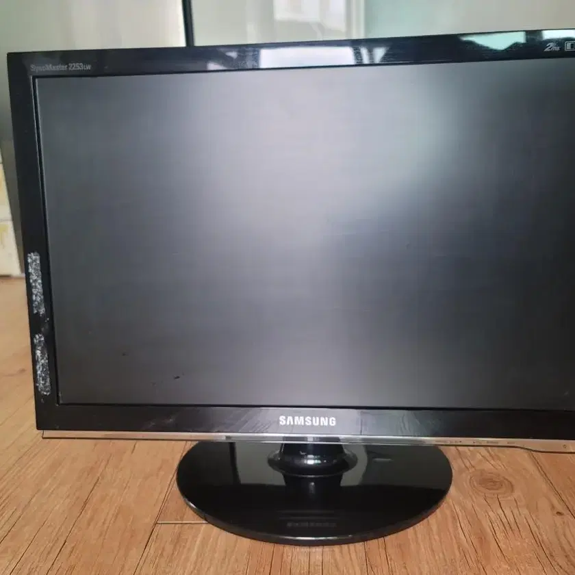 Samsung 22-inch LCD Monitor AQ22WS #모니터,#삼성,#노트북,#led on Bunjang Global ...