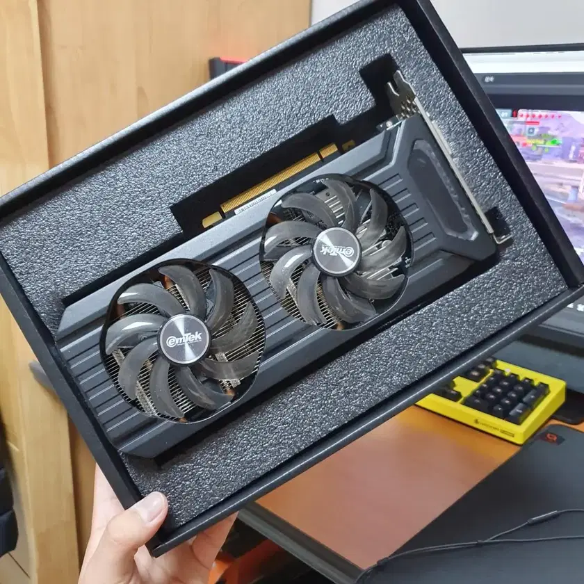 3GB eMTEK 1060 graphics card #1060,#eMTEK,#그래픽카드,#컴퓨터 on Bunjang Global ...