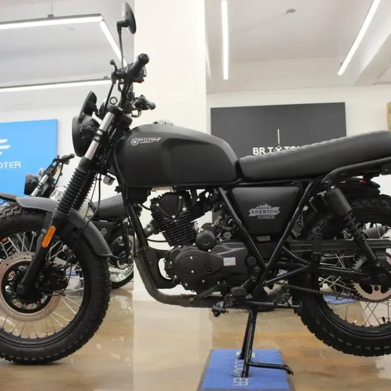 Motorcycle (Less Than 125cc) 입문용,오토바이,125cc,브릭스톤 on Bunjang Global Site.