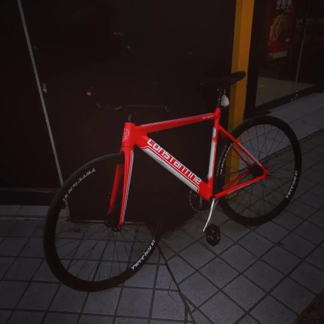 CONSTANTINE Classic/Fixie 버나드,레드,콘스탄틴,2016 on Bunjang Global Site.