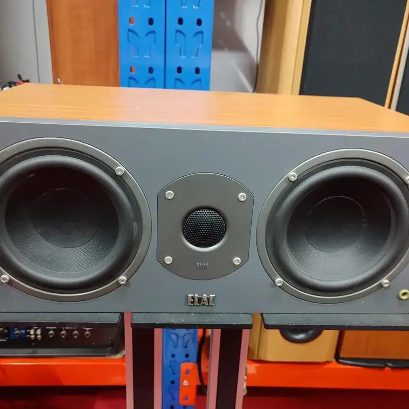 Elac BS-52 center speaker. on Bunjang Global Site.