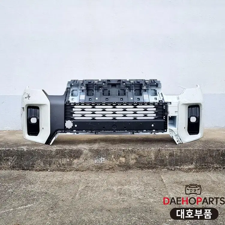 차량 부품 #쌍용토레스,#토레스,#토레스범퍼,#쌍용토레스범버,#토레스범버 on Bunjang Global Site.