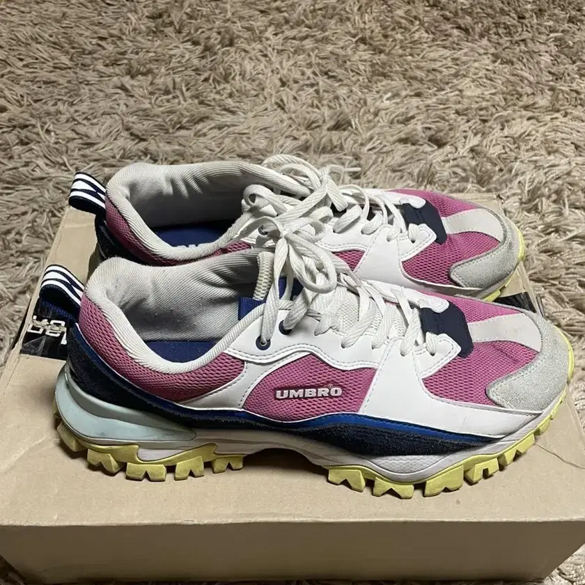 Umbro hot rainbow sales bumpy