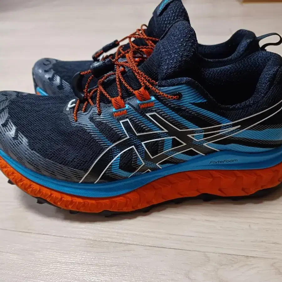 ASICS Hiking/Trekking Shoes 아식스,트라부코맥스,트레일러닝화,등산화,트레일화 on Bunjang with ...