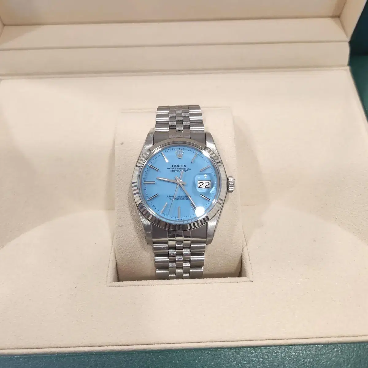 ROLEX Premium Watch (Automatic) 롤렉스,남자시계,명품시계,데이저스트 on Bunjang Global Site.