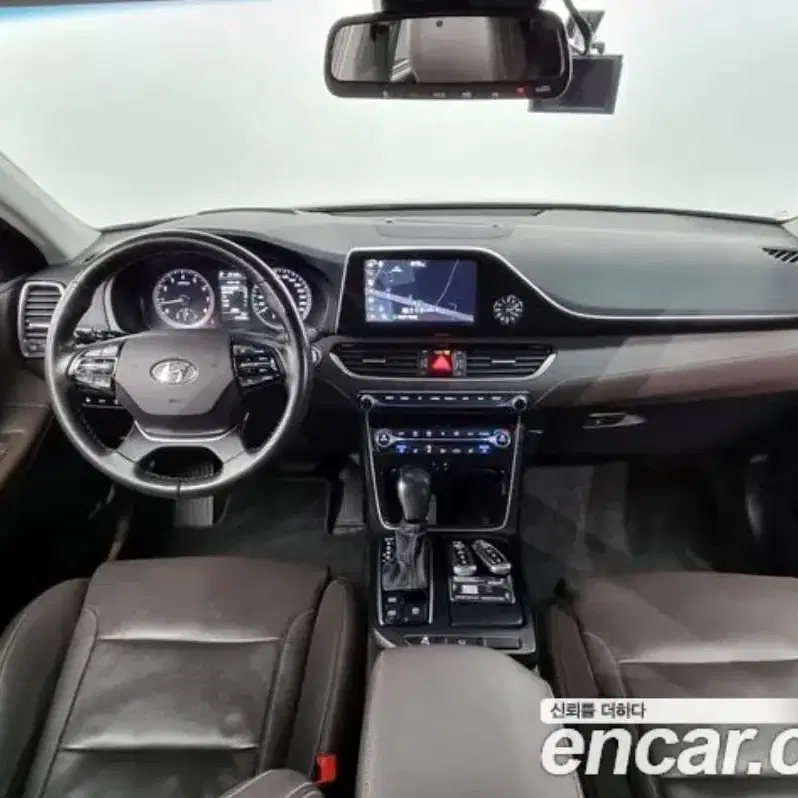 Full-Size Sedan 그랜져,그랜져ig,k7,올뉴k7,중고차 on Bunjang Global Site.