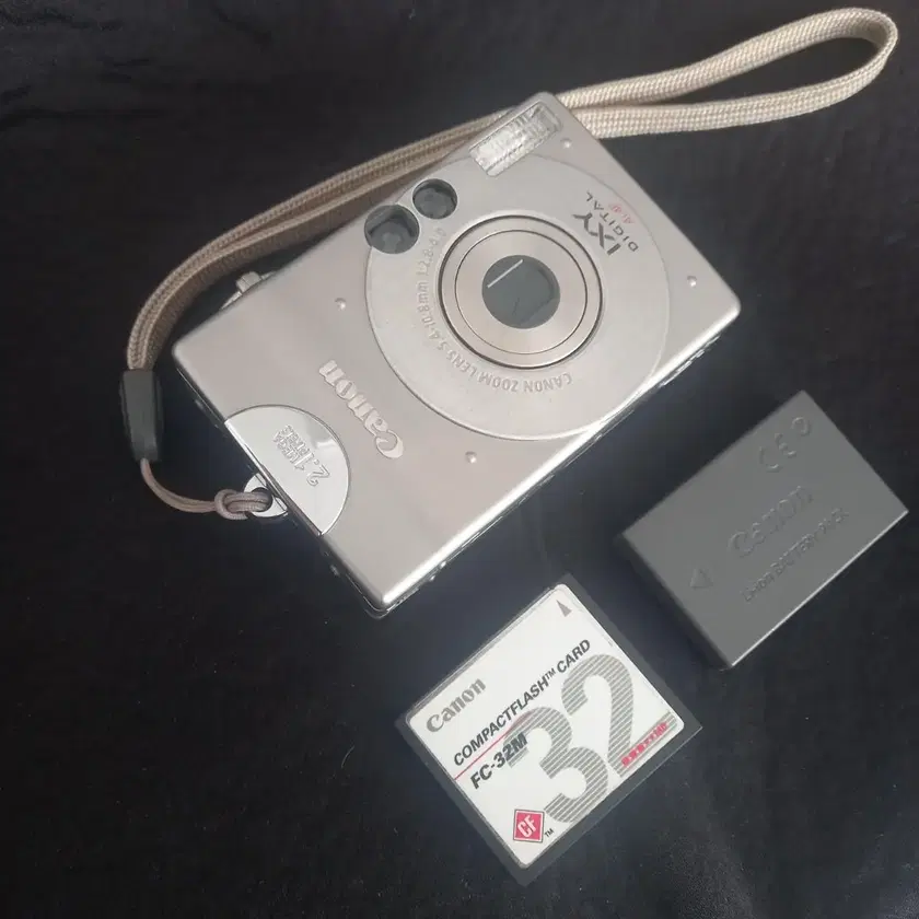 CANON | 캐논 Canon IXY PC1001 Vintage Digital Camera #캐논,#ixy,#pc1001 ...