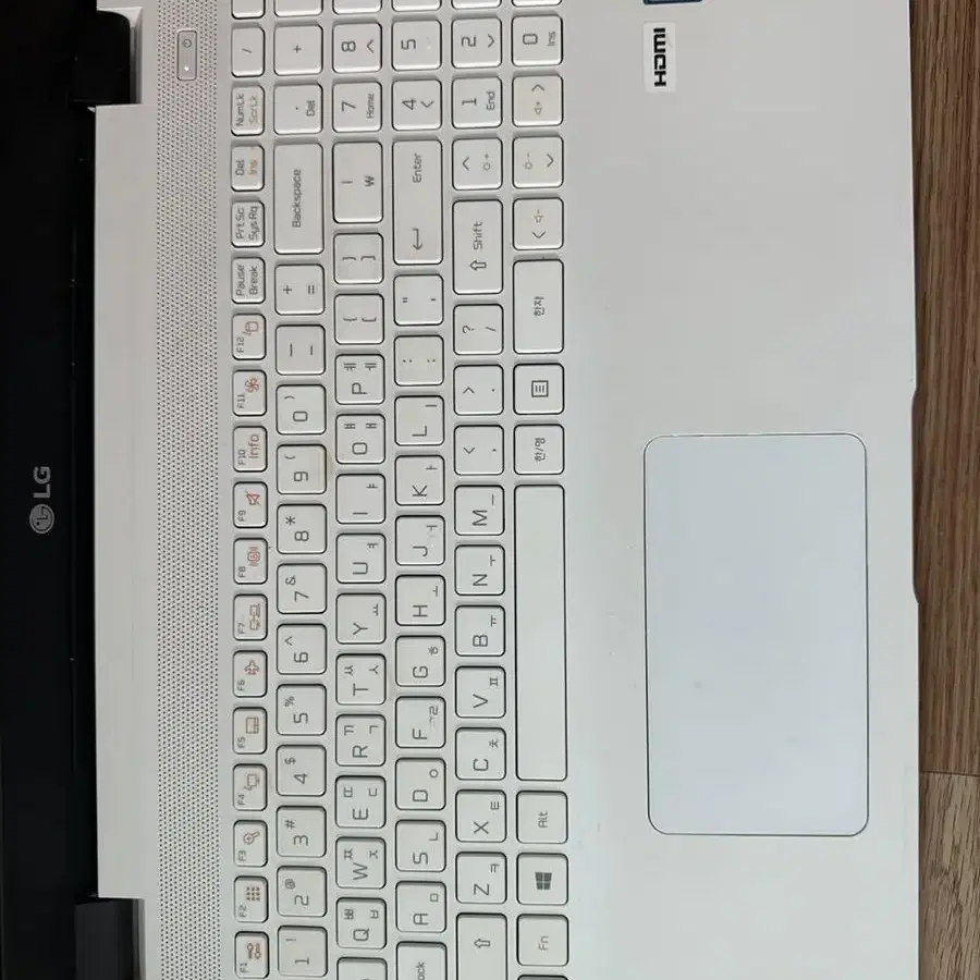 LG | LG전자 LG울트라 (LG15U47) 노트북 팝니다 on Bunjang Global Site.