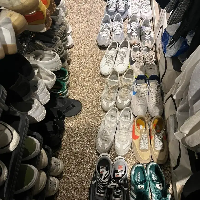 Travis Scott Dior sneakers Marigold Adidas Nike New Balance Sakai on ...