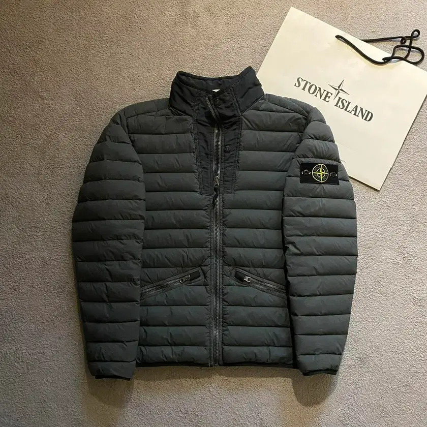 STONE ISLAND | 스톤아일랜드 [19fw] Stone Island Roomwoven Lightweight Padding [S] [S #스톤아일랜드맨투맨,#스톤경량 ...