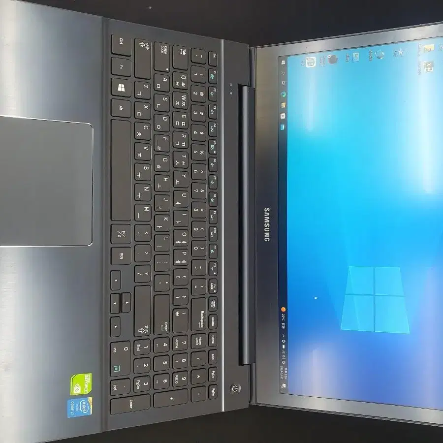 SAMSUNG Laptop/Netbook 870z,i7노트북,롤노트북,캐드노트북 on Bunjang Global Site.