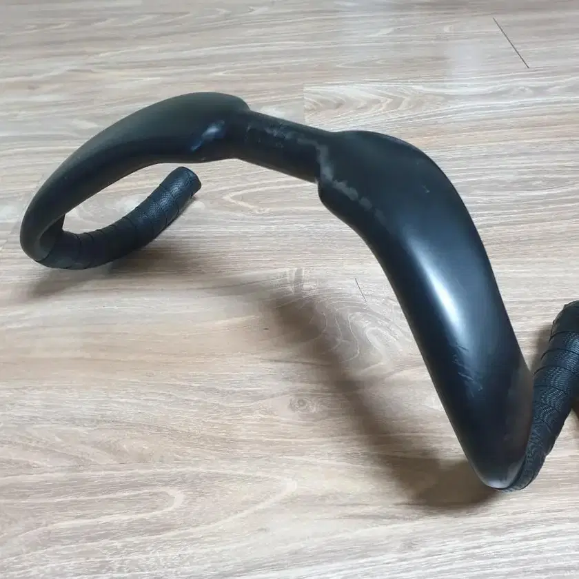 Carbon track bar #트랙바,#카본,#3t스카토 on Bunjang Global Site.