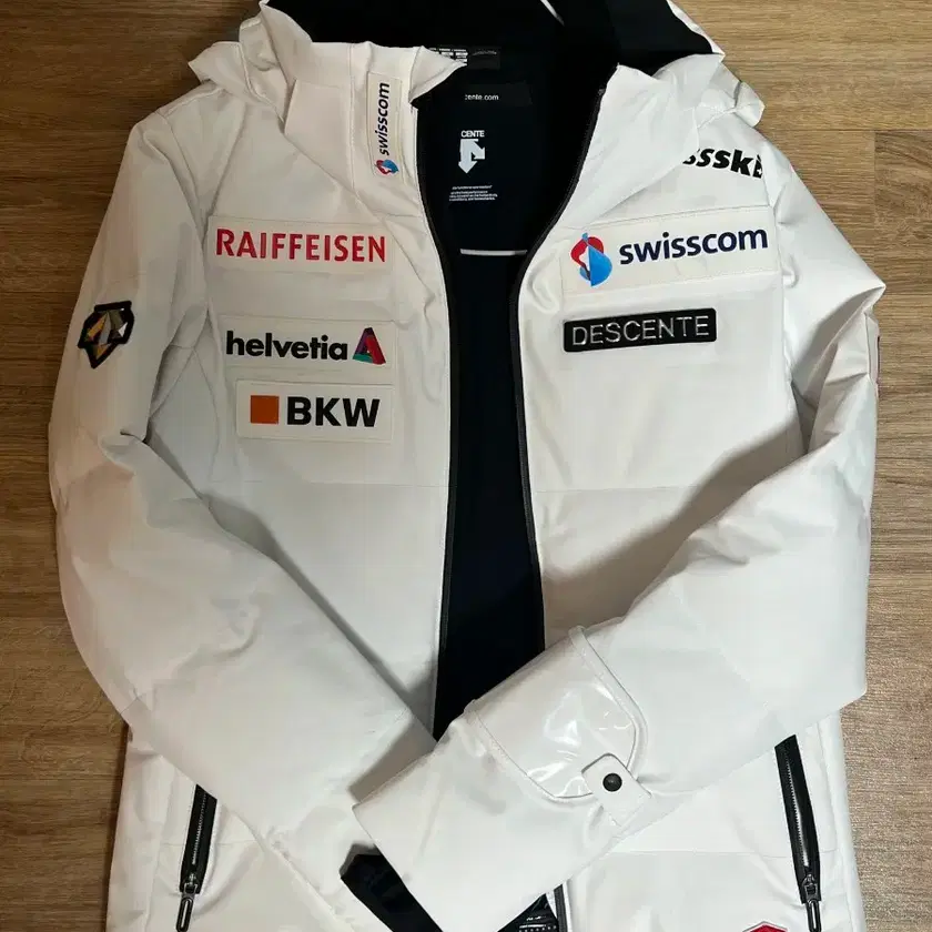 DESCENTE Ski/Board Clothing And Miscellaneous Goods [object Object],[object Object],[object ...