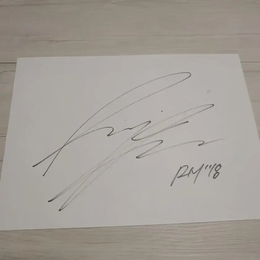 BTS BTS RM kim namjoon Autographed on Bunjang Global Site.