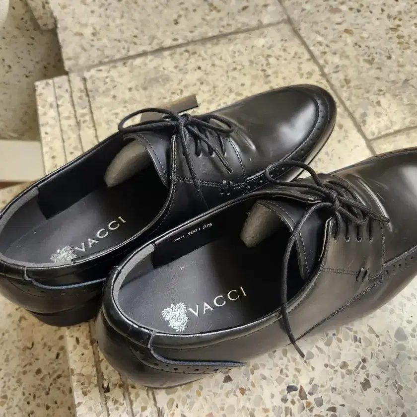 vacci shoes on Bunjang Global Site.