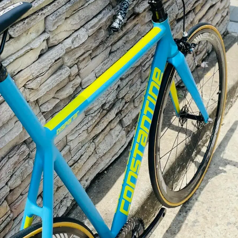 CONSTANTINE Classic/Fixie 디스페랄,콘스탄틴,픽시자전거,픽시 on Bunjang Global Site.