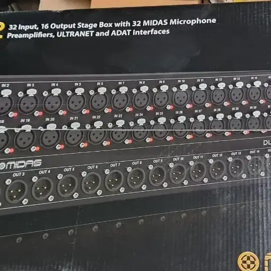 MIDAS MIDAS DL32 Microphone Interface Digital Mixer Audio Interface ...