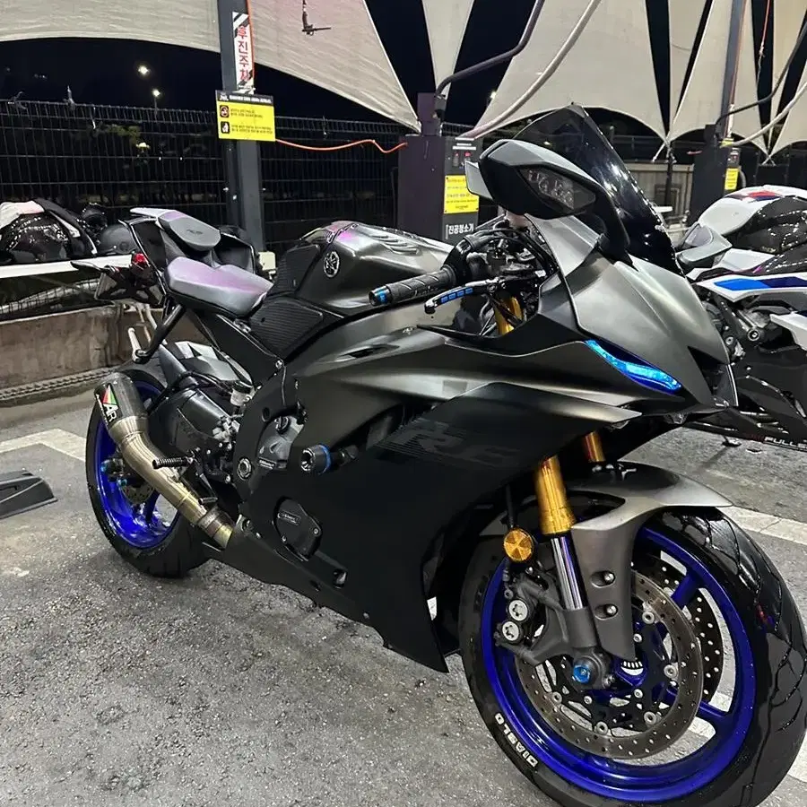 YAMAHA Motorcycle (Over 125cc) 야마하r6,yzfr6,r6풀배기,오스틴머플러 on Bunjang Global Site.