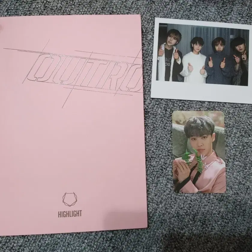 하이라이트 (Highlight) 싱글앨범 OUTRO CD 핑크 이기광 on Bunjang Global Site.