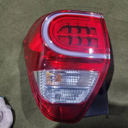 GENESIS Car Part 95811b170 on Bunjang with safe global shipping.