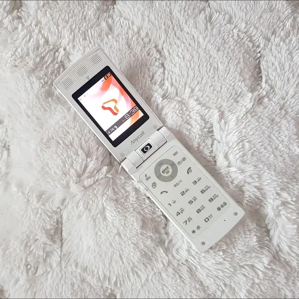 General Phone (Feature Phone) 중고폰,중고핸드폰,중고휴대폰,SCH-W270,고아라폰 on Bunjang Global Site.