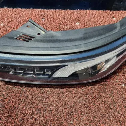 GENESIS Car Part on Bunjang with safe global shipping.